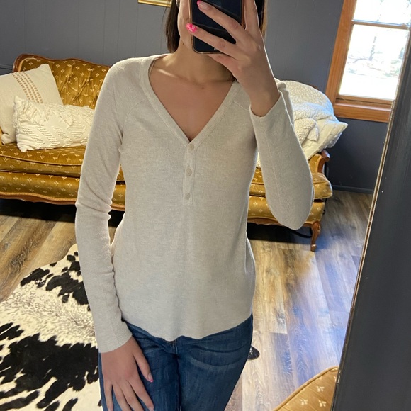Universal Thread | Tops | Universal Thread Basic Long Sleeve | Poshmark